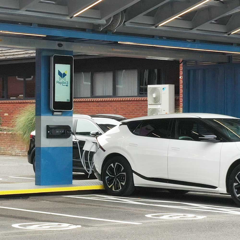 Wall Mounted Outdoor Digital Advertising Display | Digital Signbox